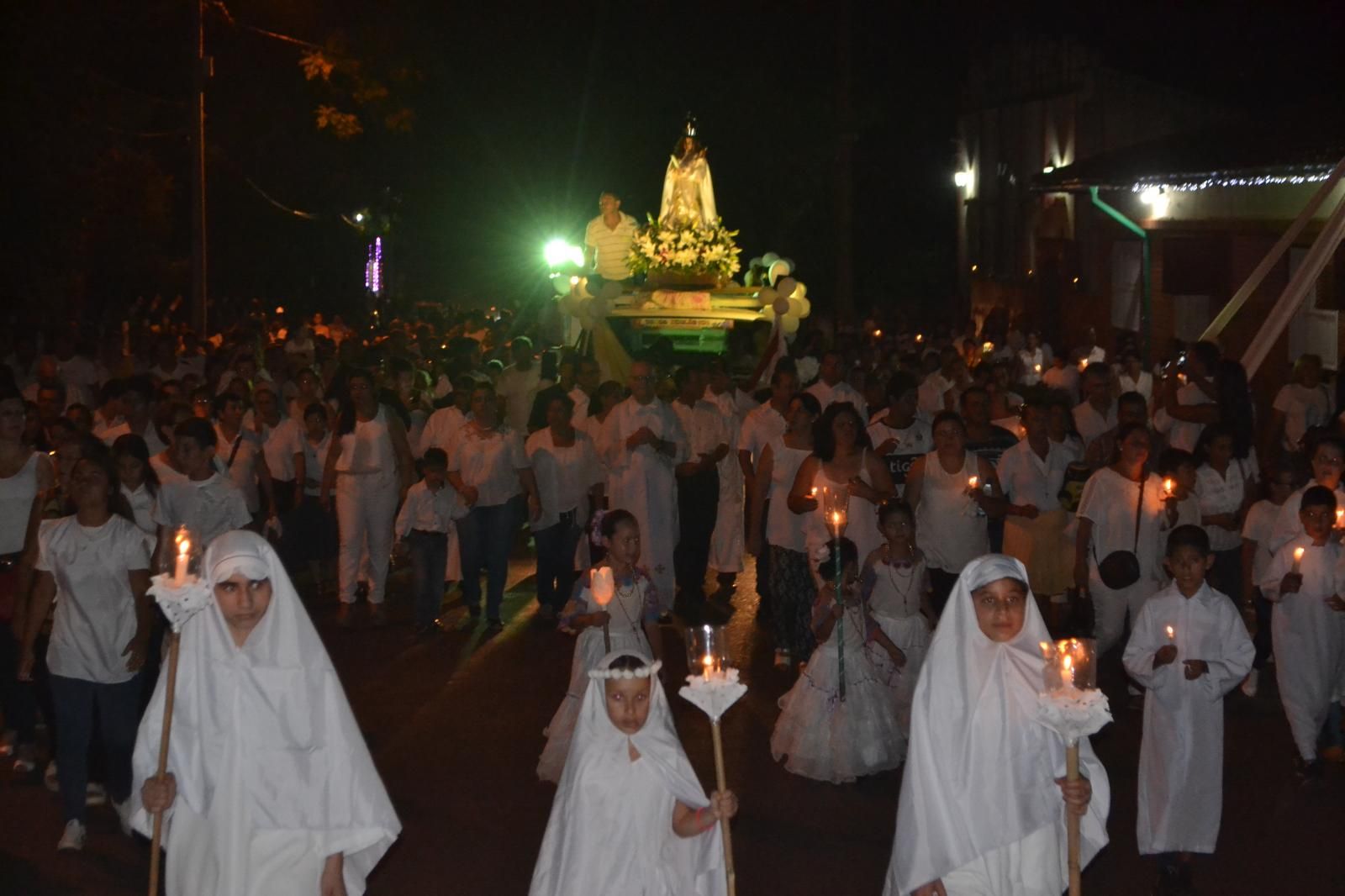 Noche Blanca para honrar a la Virgen - Nacionales - ABC Color