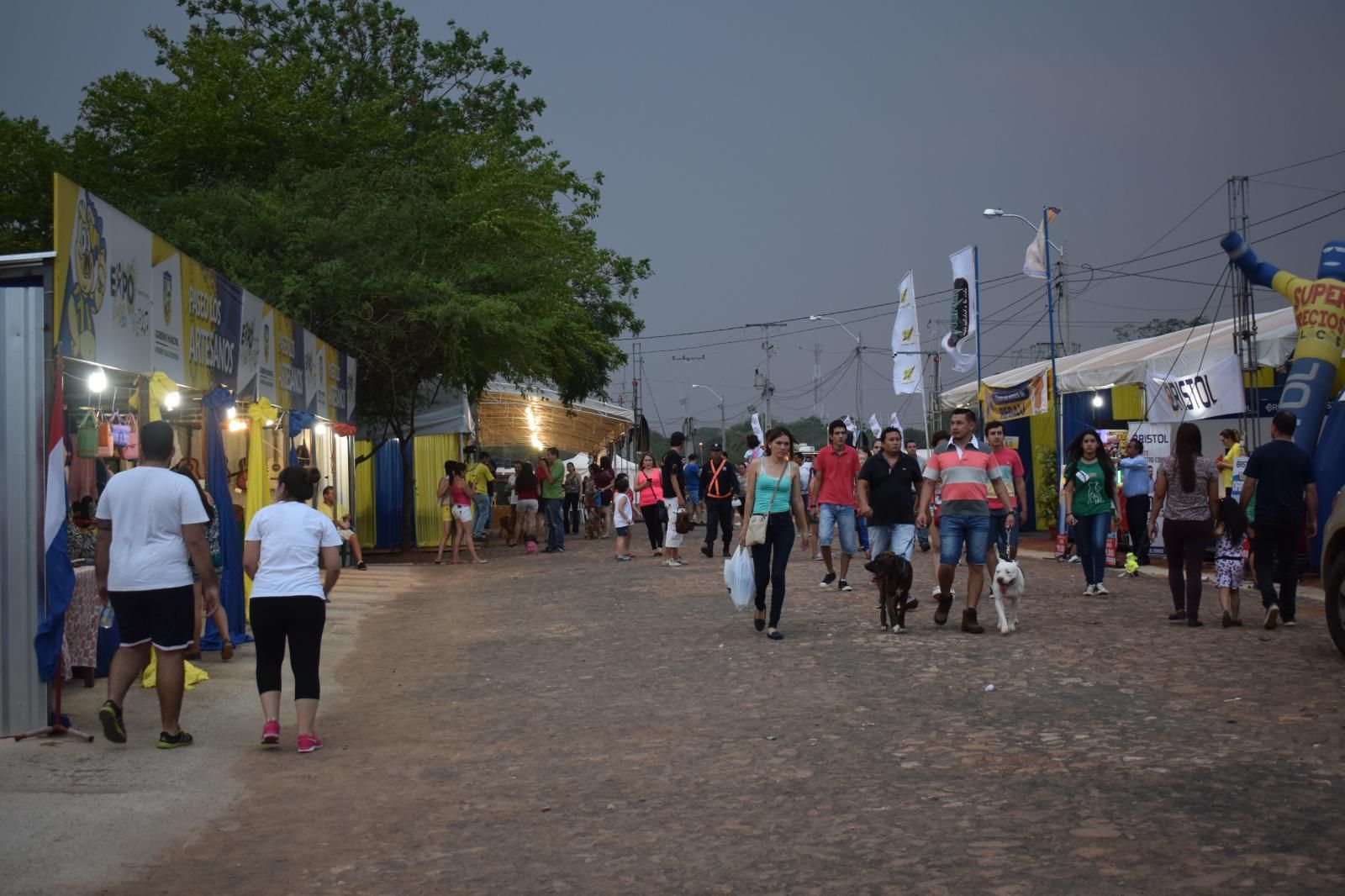 Hoy, noche retro en la Expo Luque - Nacionales - ABC Color