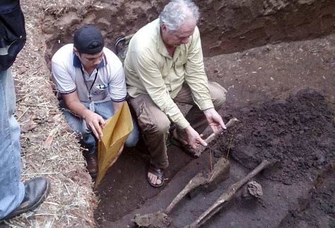Identificarán restos óseos - Nacionales - ABC Color