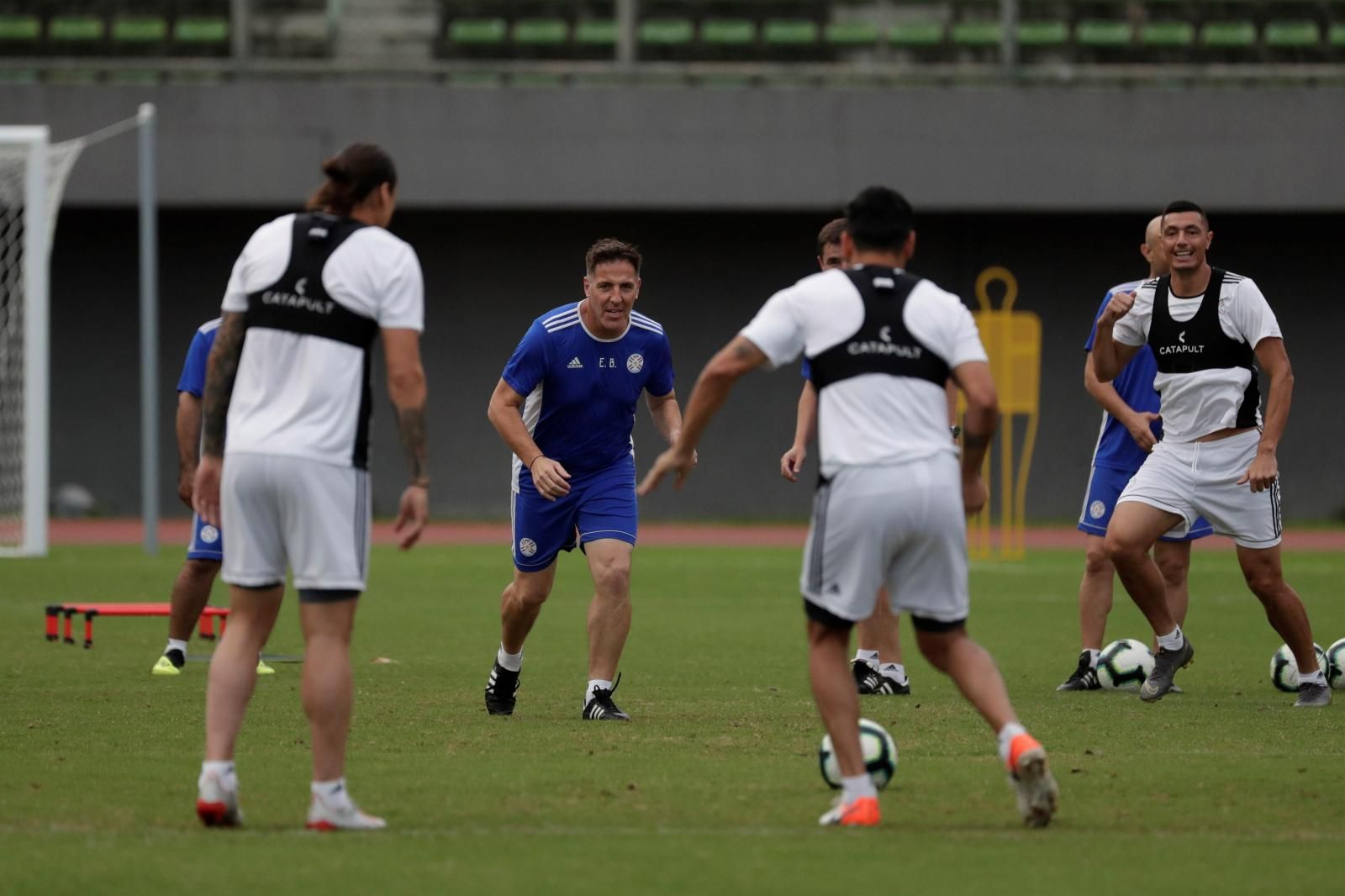 Óscar Cardozo, con normalidad - Fútbol - ABC Color