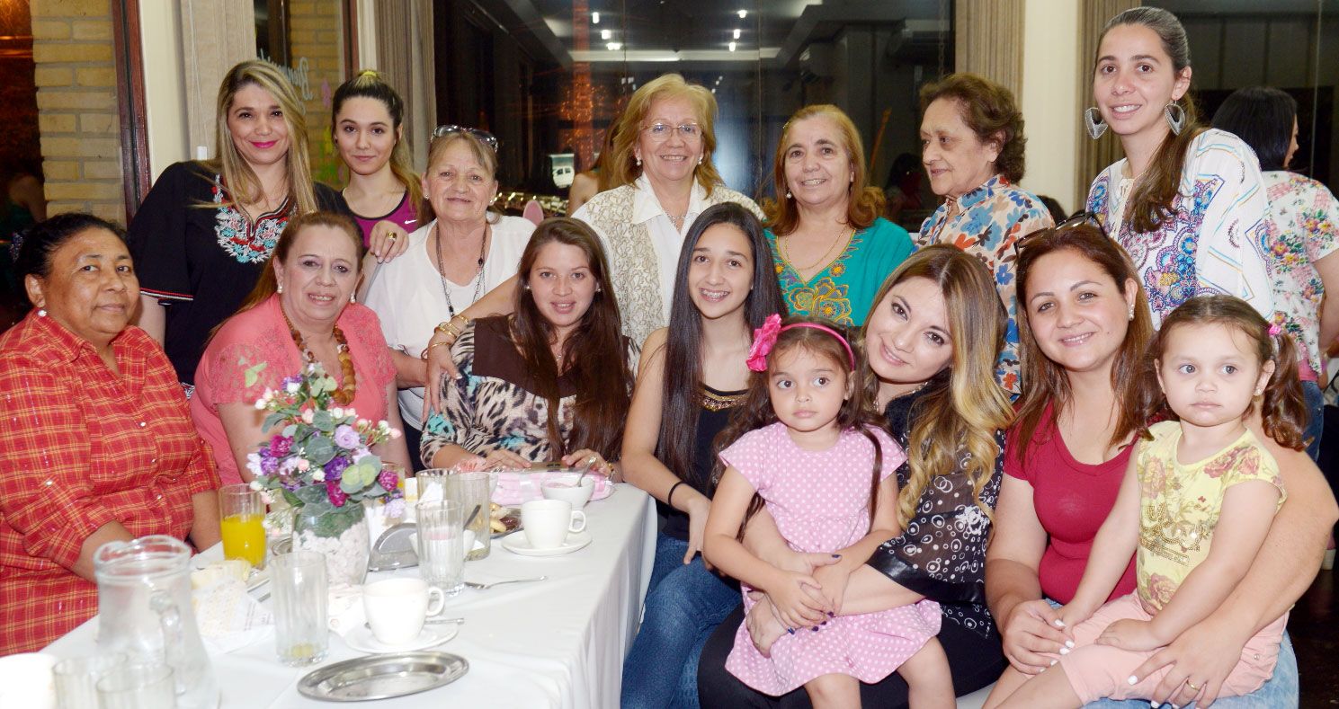 ABC EN SOCIEDAD - Sociales - ABC Color