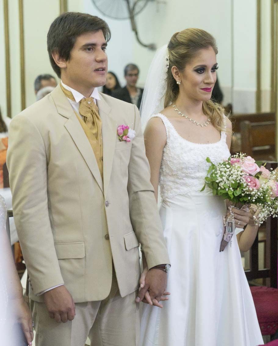 Mónica Cubilla y Alejandro Machuca - Sociales - ABC Color