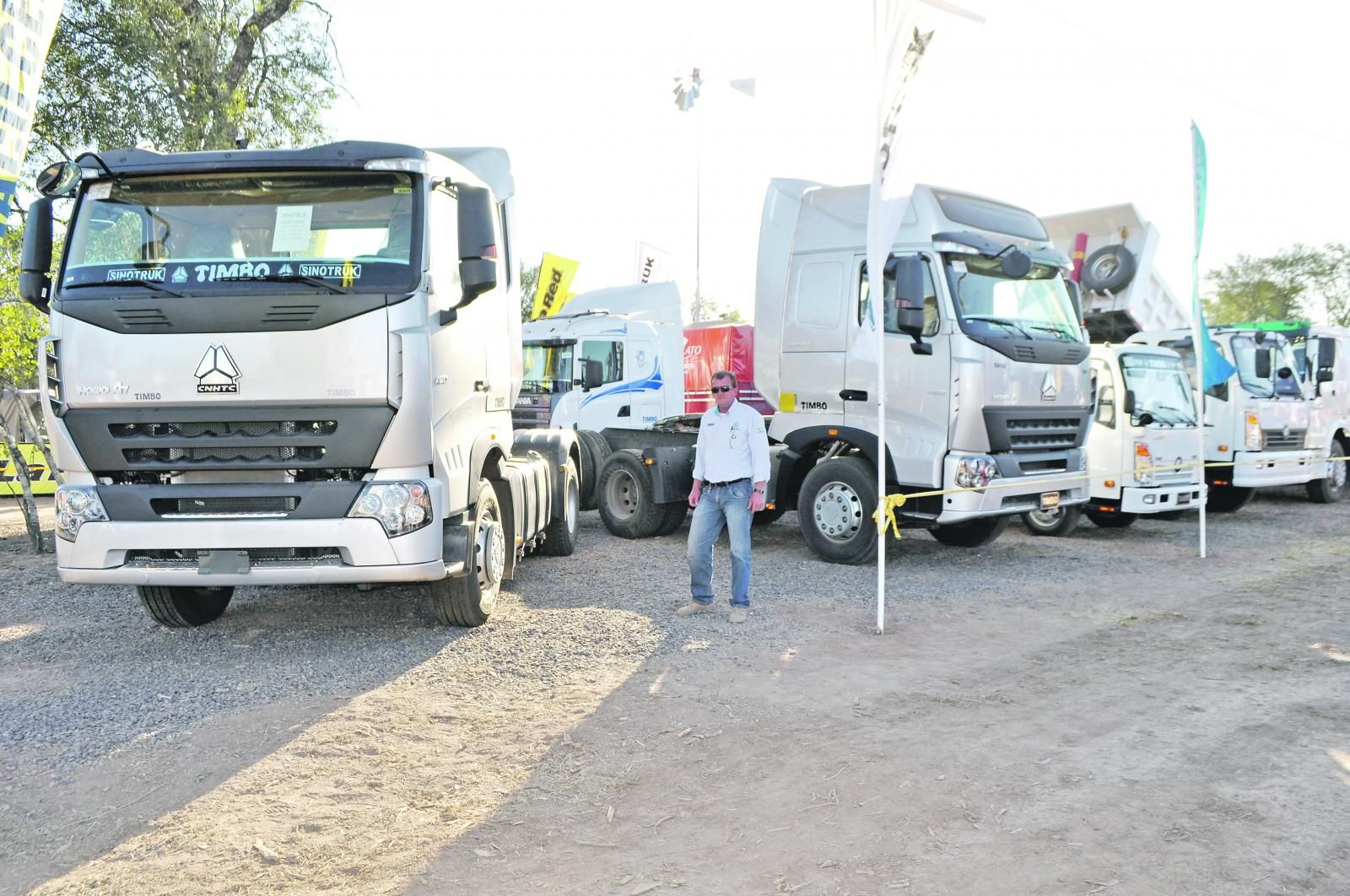 Camiones para todo tipo de trabajos - ABC Rural - ABC Color