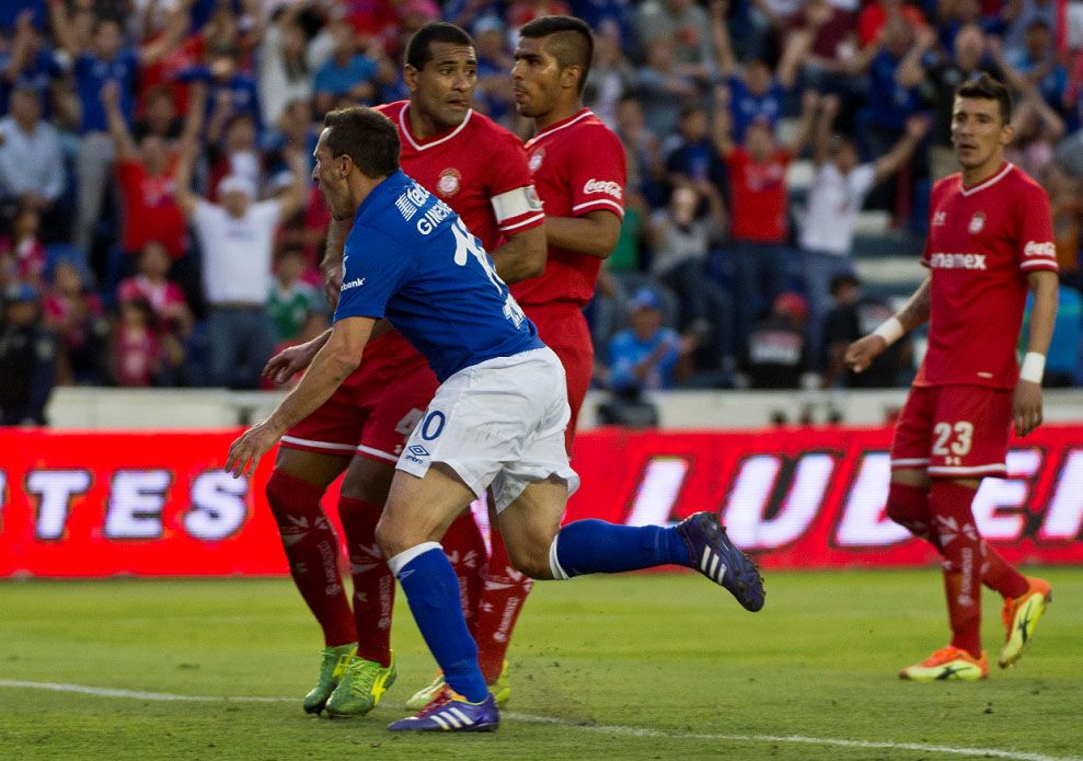 Cruz Azul vence al Toluca del "Pepe" Cardozo - Fútbol - ABC Color