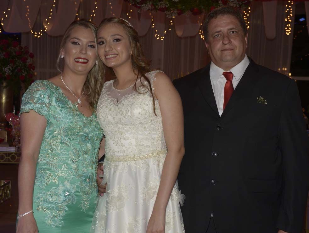 Sabrina Muñoz Montañez - Sociales - ABC Color