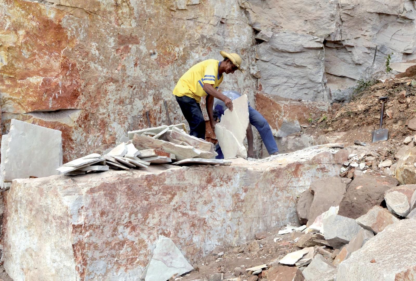 Emboscada - Empresas y Negocios - ABC Color