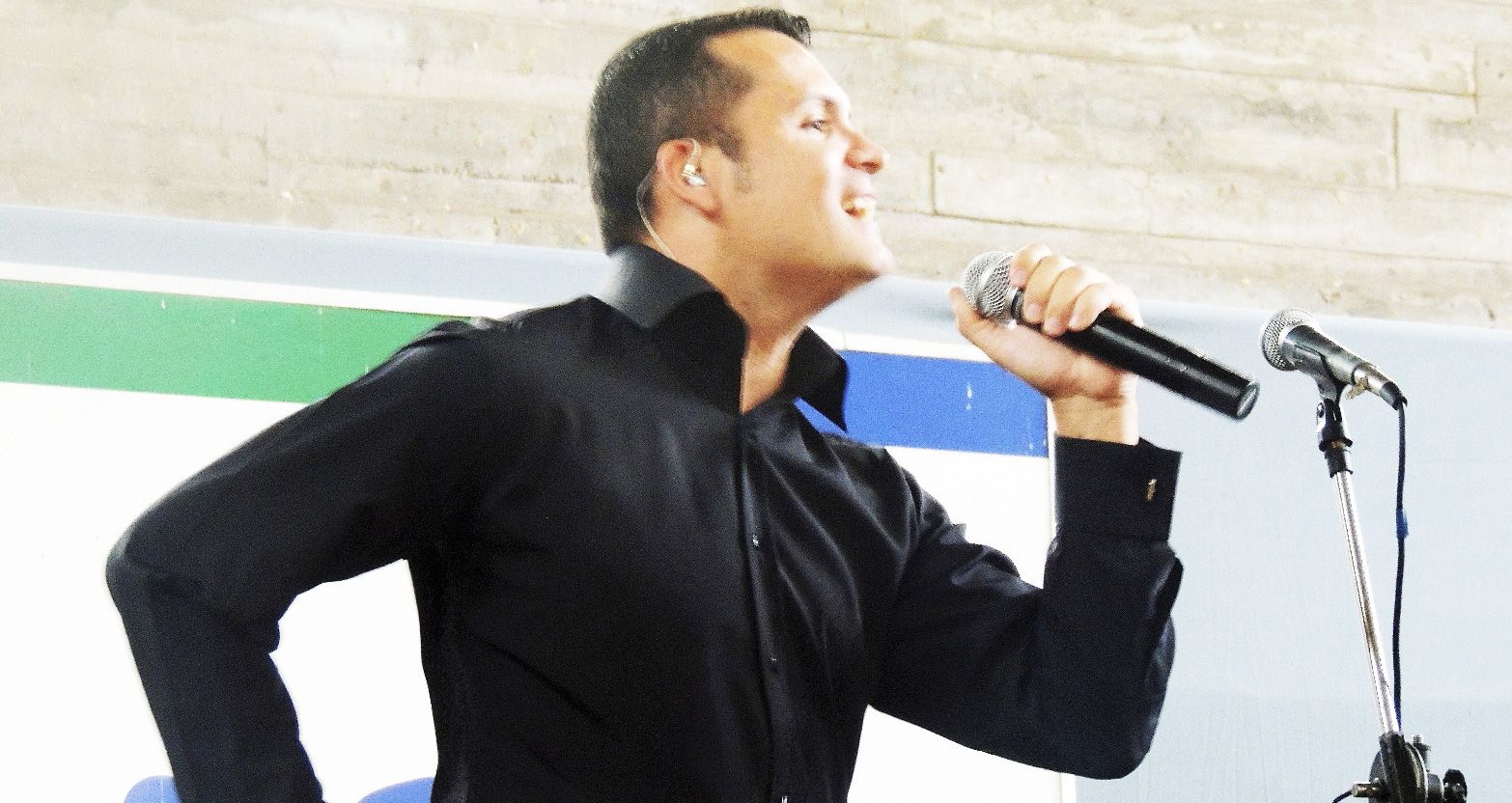 Roger en un tributo musical a Luis Miguel - Weekend - ABC Color