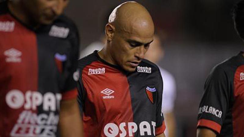 Se complica la llegada de Clemente Rodríguez - Fútbol - ABC Color