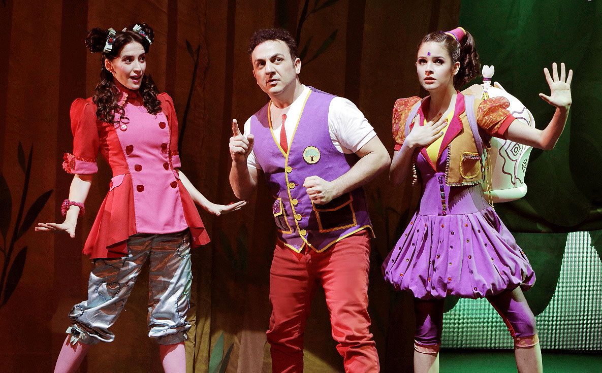 Topa trae sus aventuras a bordo del Junior Express - Artes y ...