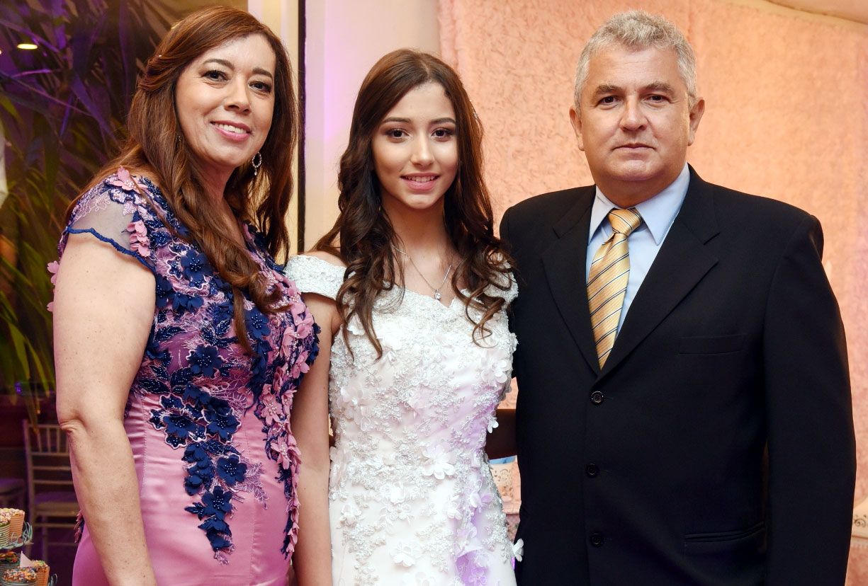 Kyara Popov Araújo - Sociales - ABC Color