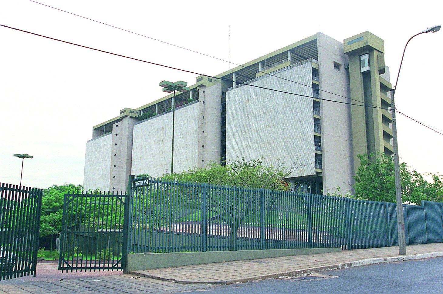 Los 64 años del BCP - Nacionales - ABC Color