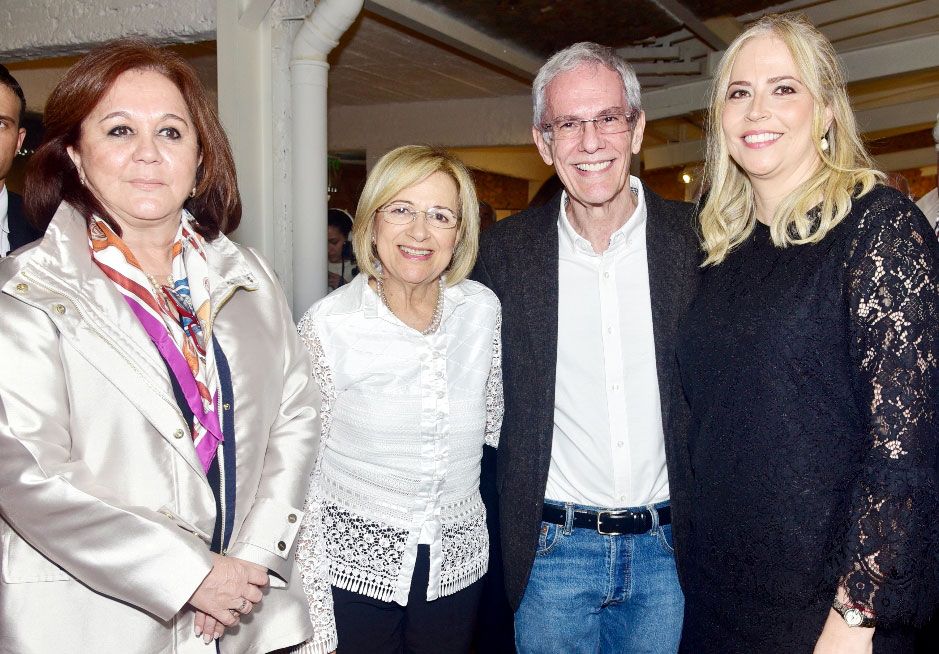 “Lo que el mundo enseña”, de José Daniel Nasta - Sociales - ABC Color